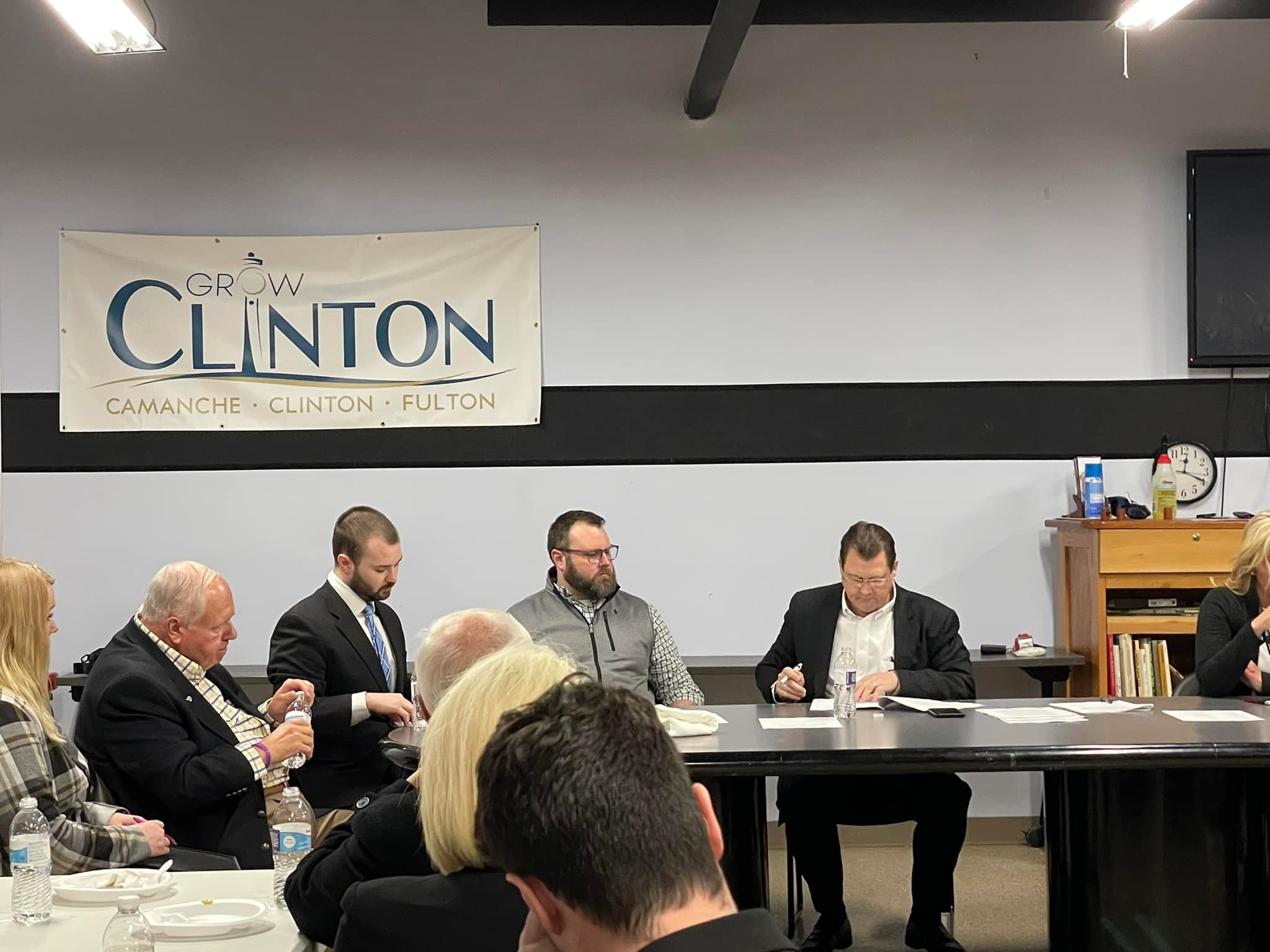 Clinton advocate groups merge, become Grow Clinton