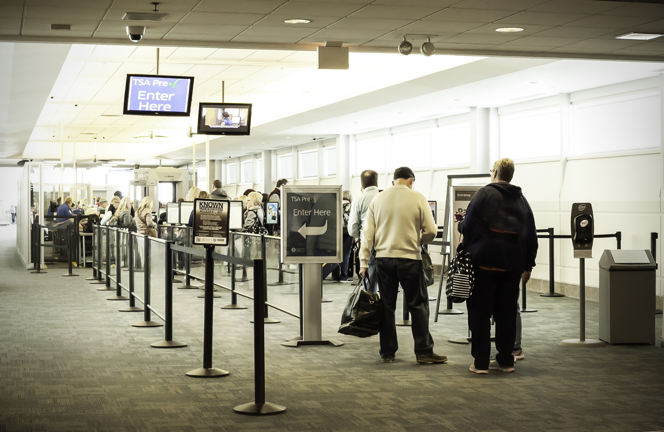 Help reduce QC flight check-in time via TSA PreCheck