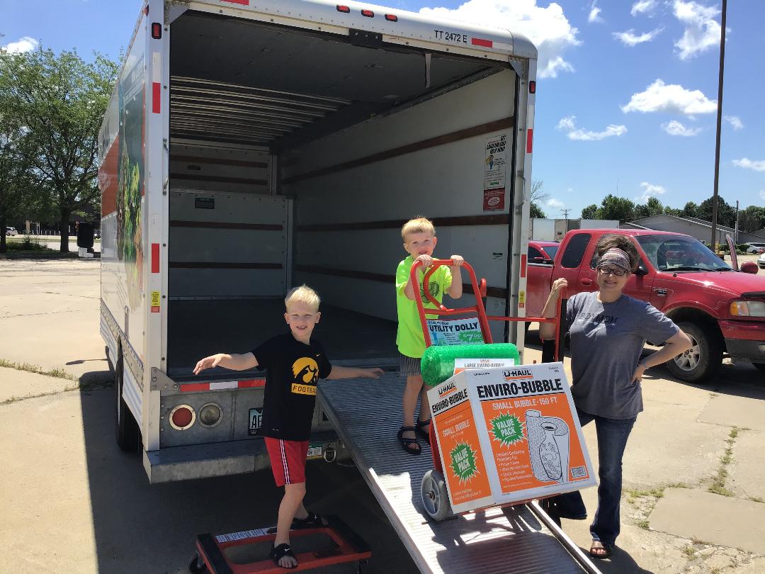 GM Food Mart in Muscatine has joined U-Haul dealer network