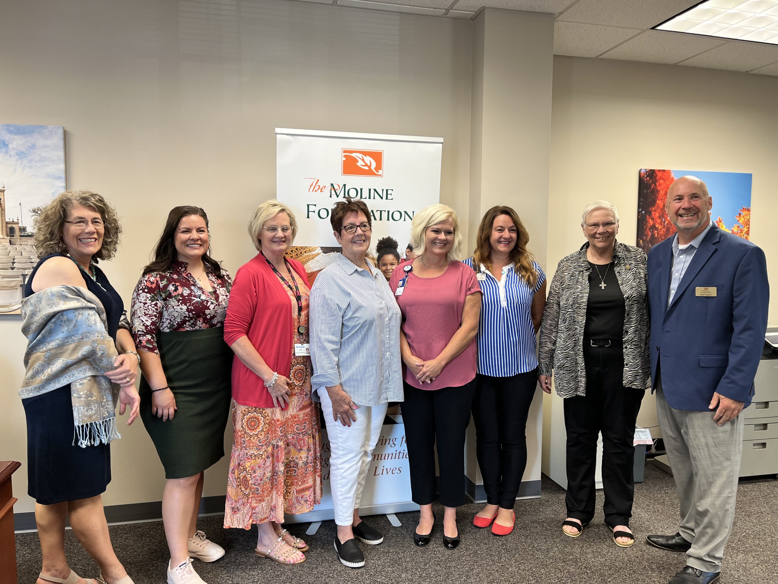 Midwest Hope & Healing awards $7,000 to area nonprofits