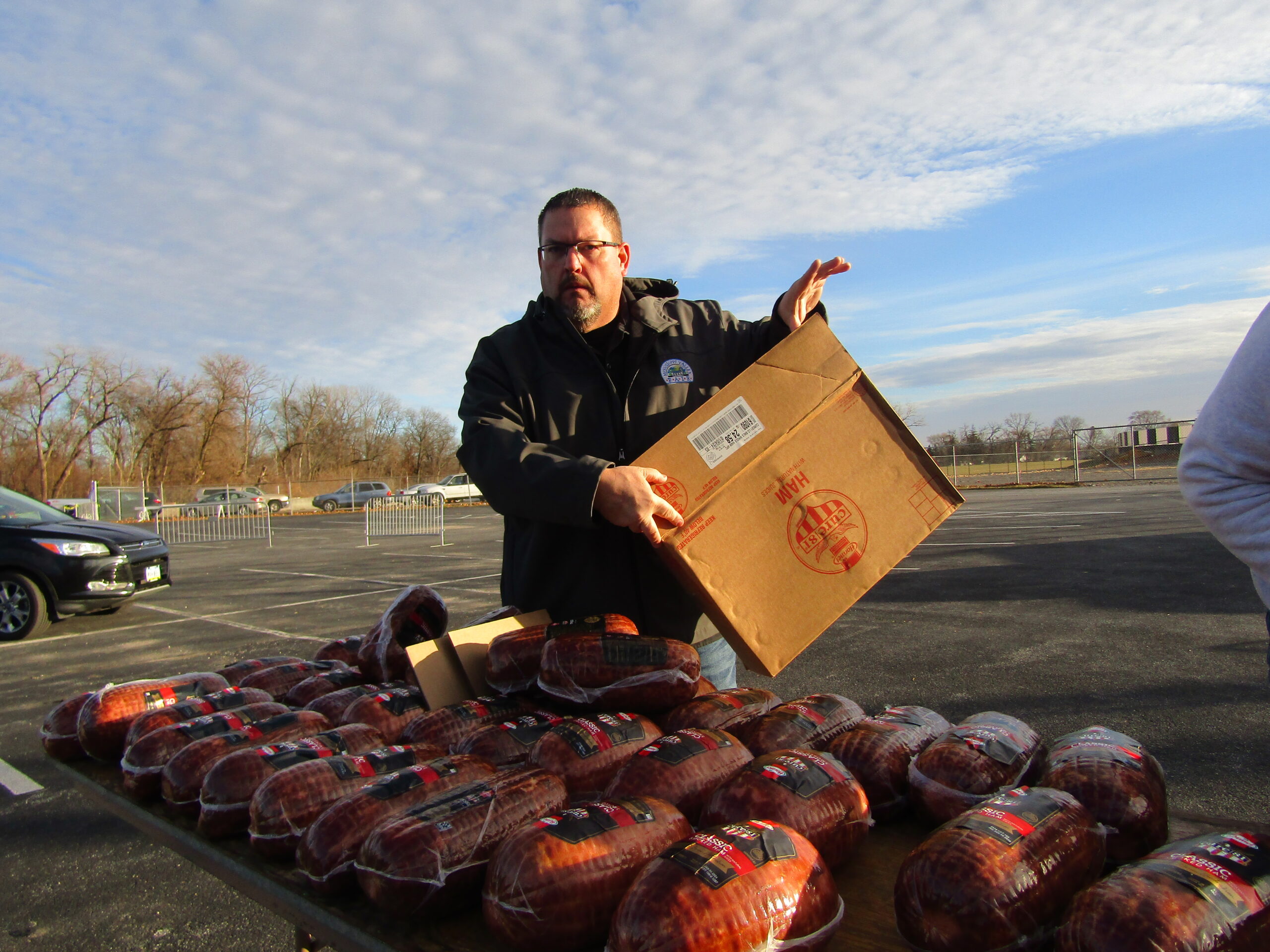 Hams for the Holidays: Hundreds pack fairgrounds for free ham