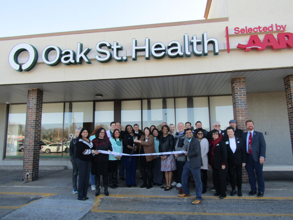 Oak Street opens 2 new health clinics in the QC