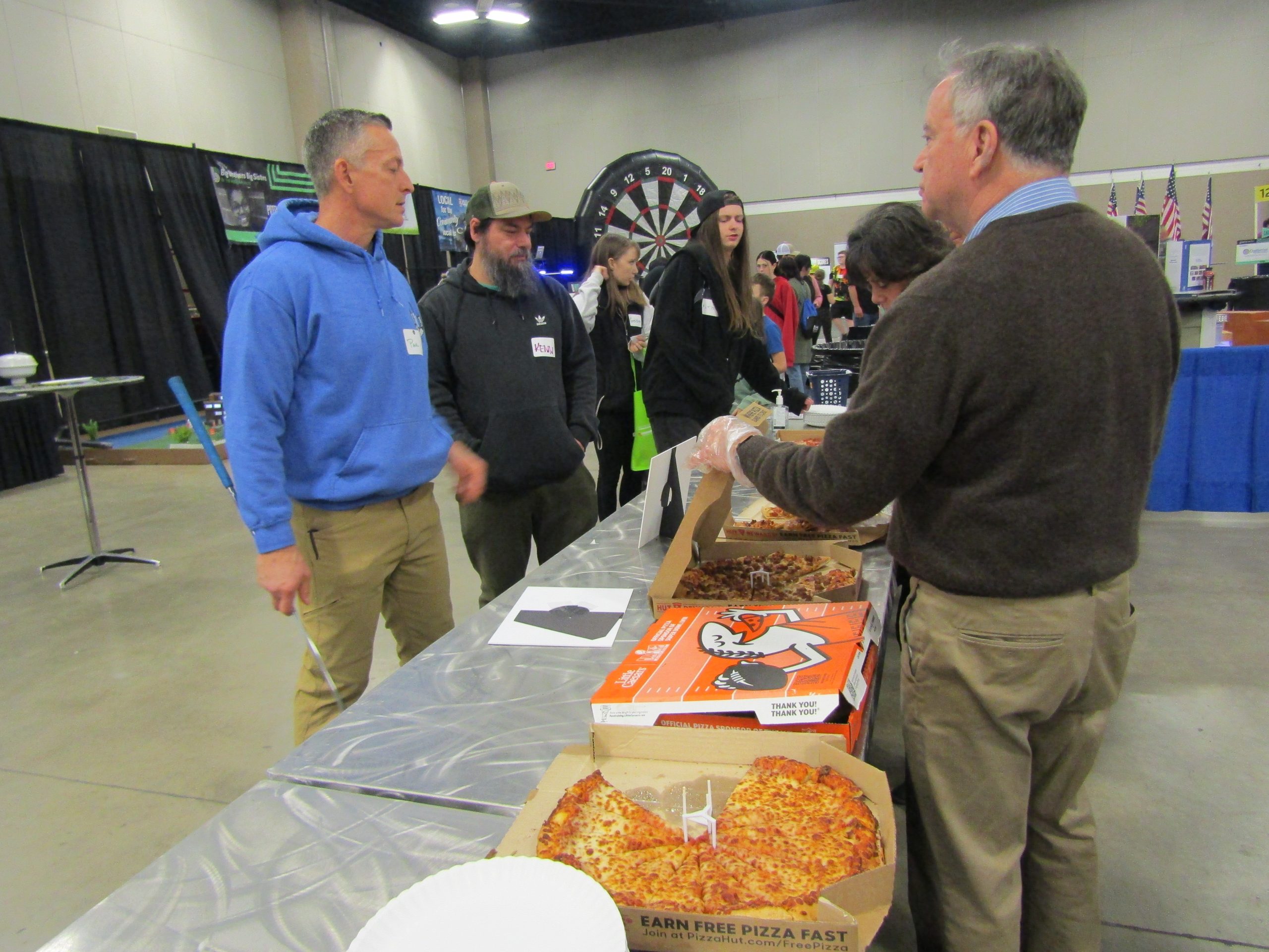 Putt A Round opens with golf, pizza and a lot of fun