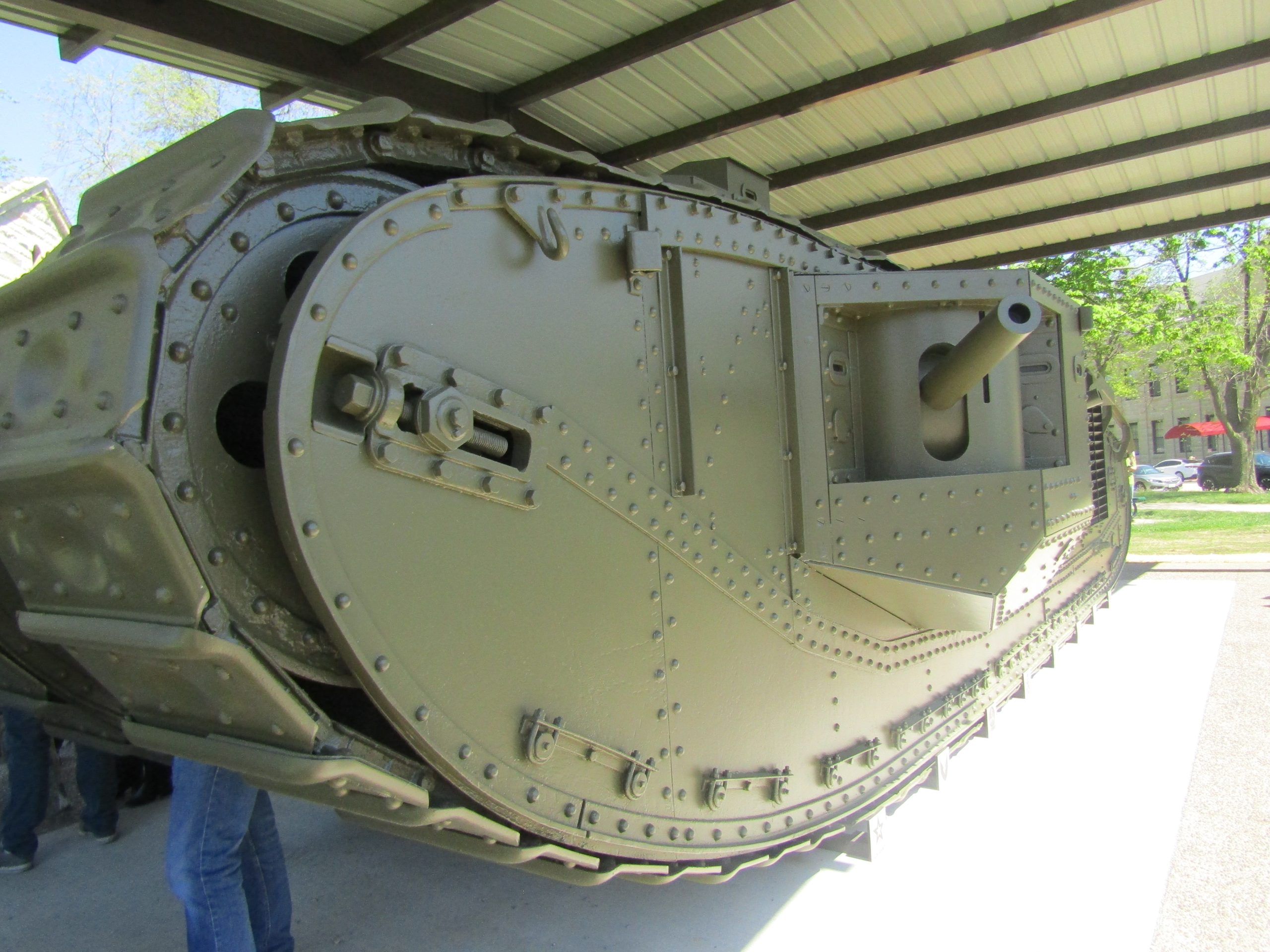 ‘Industrial marvel’ tank returns to Arsenal