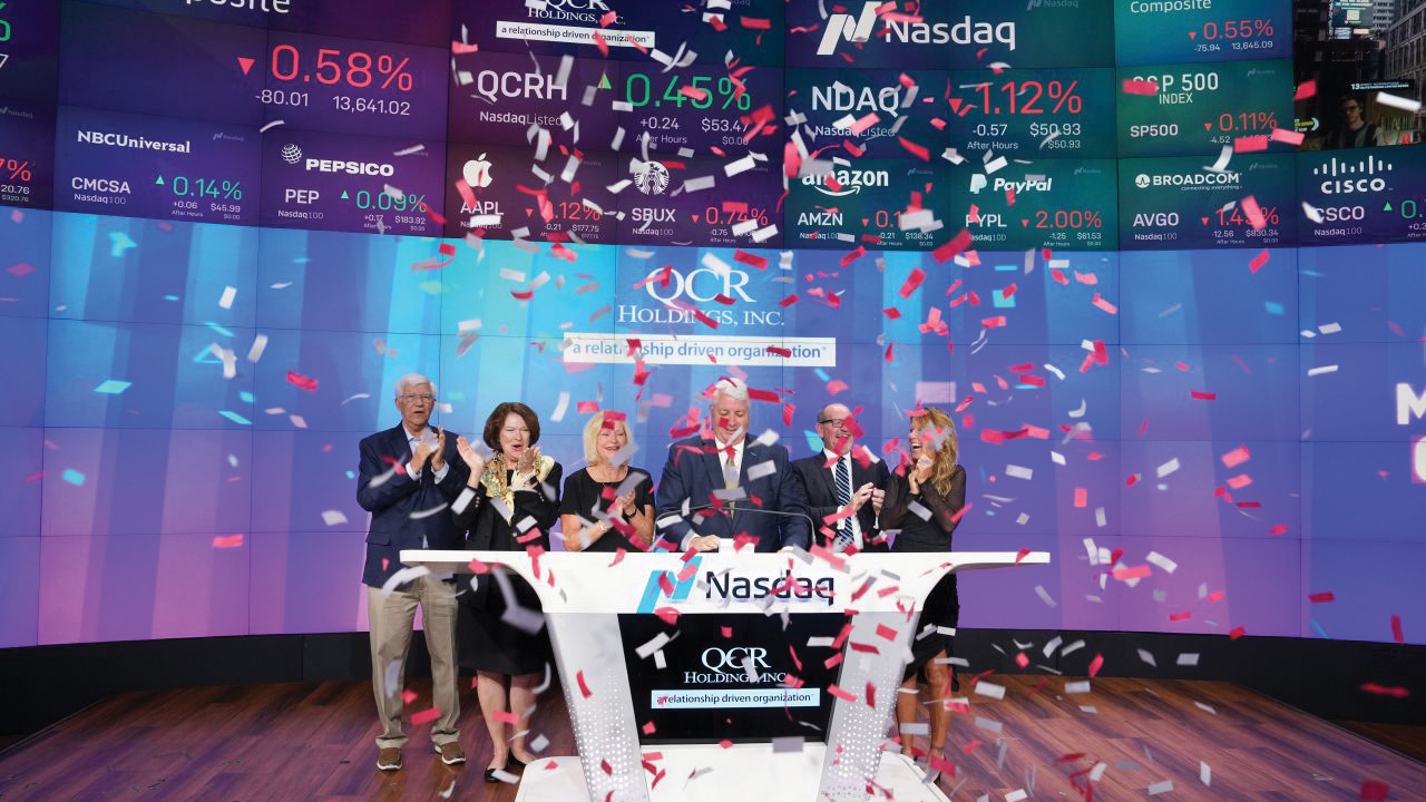 QCR Holdings celebrates 30 years as it nears $10B mark